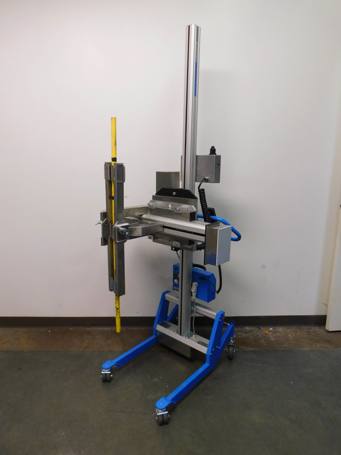 Small Pipe Lifting Squeeze-O-Turn - Ergonomic Lifting