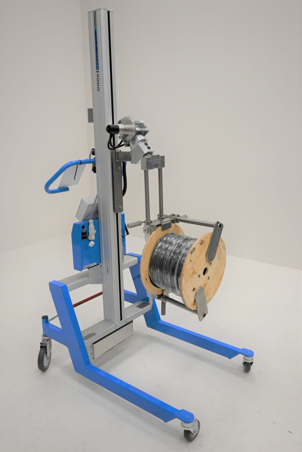 Reel Handling with Multiple Diameters; Material Handling